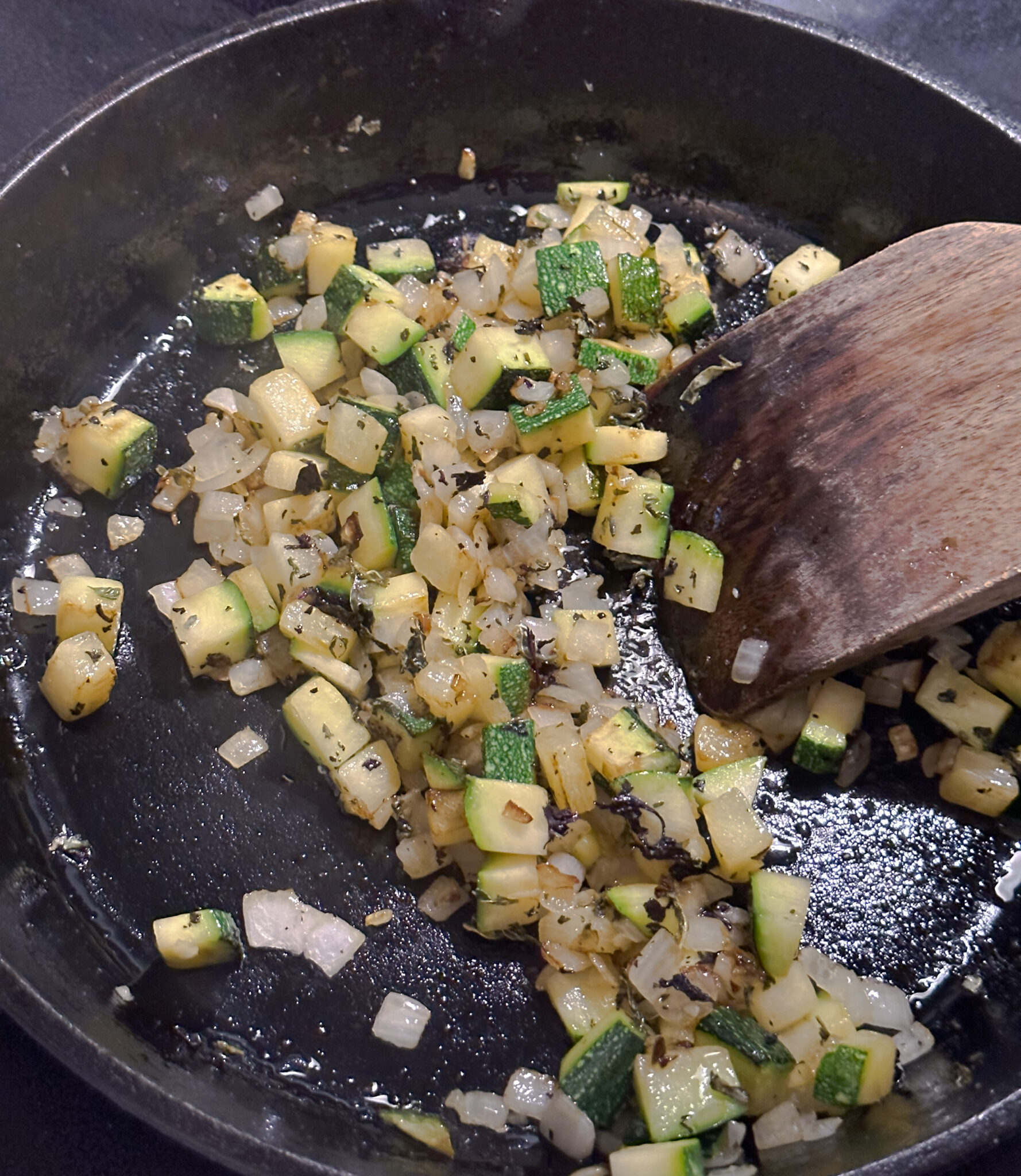 Easy Summer Pasta Recipe with Fresh Garden Vegetables - At Home on the ...