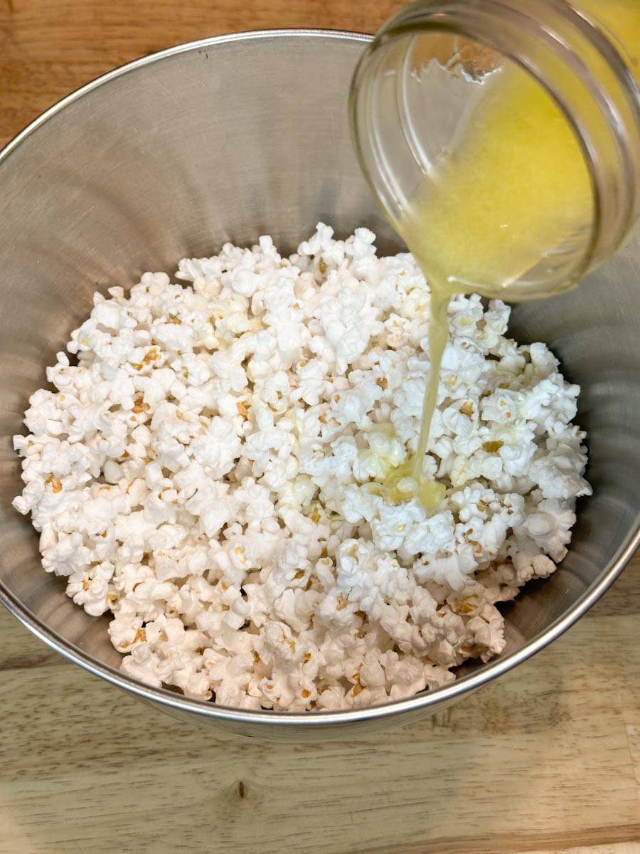 Homemade Microwave Popcorn Recipe: Easy How to Recipe - At Home on the ...